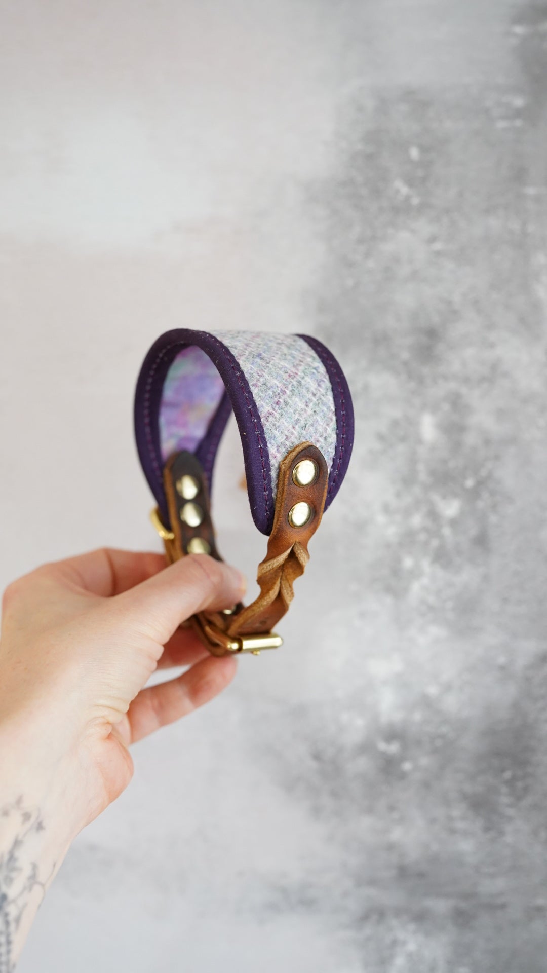 Juniper - Signature Collar - Pure Wool Tweed – Bramble and Friends
